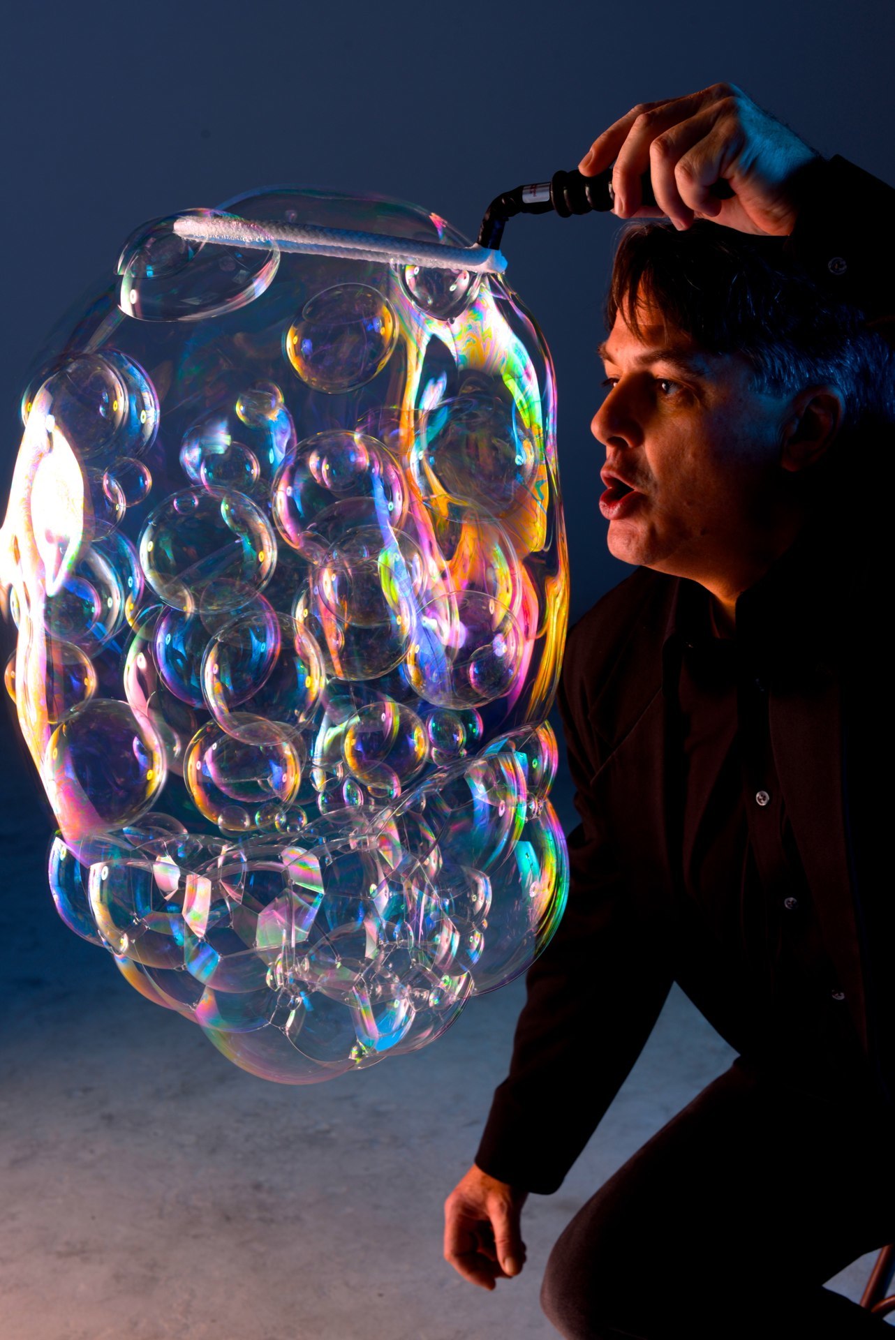 Studio Images - Soap Bubble Circus