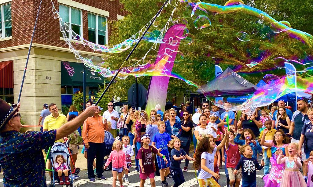 Soap Bubble Circus - Soap Bubble Entertainment